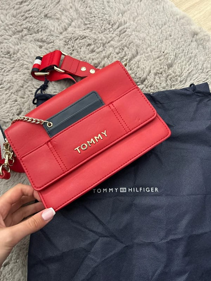 Tommy Hilfiger torba