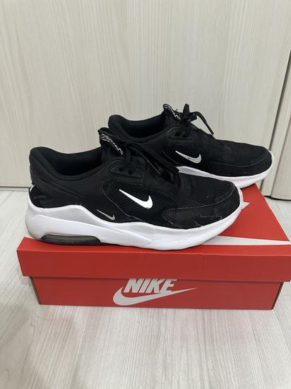 SNIZENO Nike AIR MAX original patike br.40