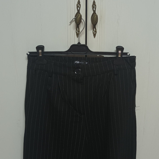 Pinstripe prugaste široke pantalone