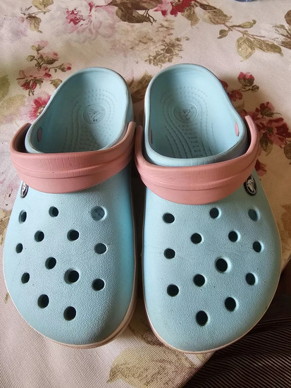 Crocs sandale vel 36/37