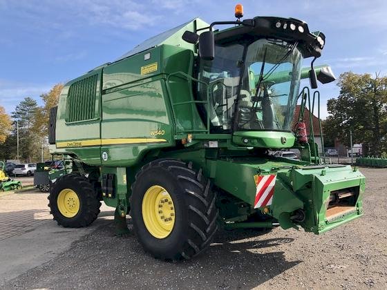 JOHN DEERE W540