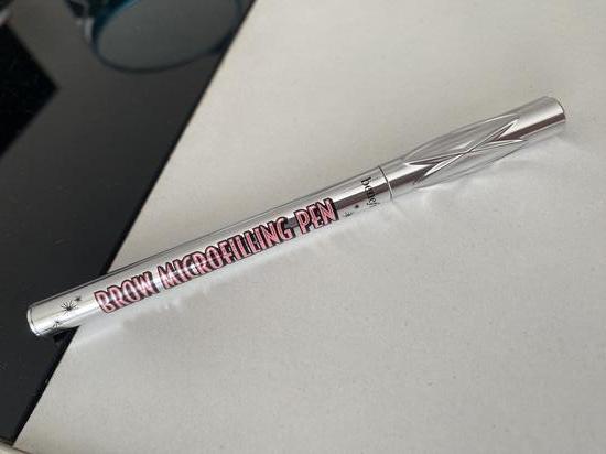 Benefit brow microfilling pen