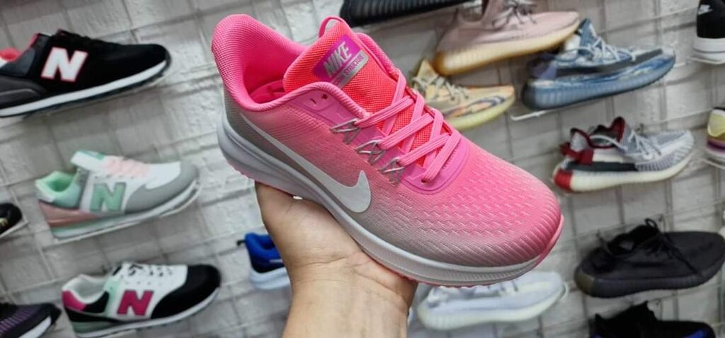 Nike, 41, bоја - Šareno