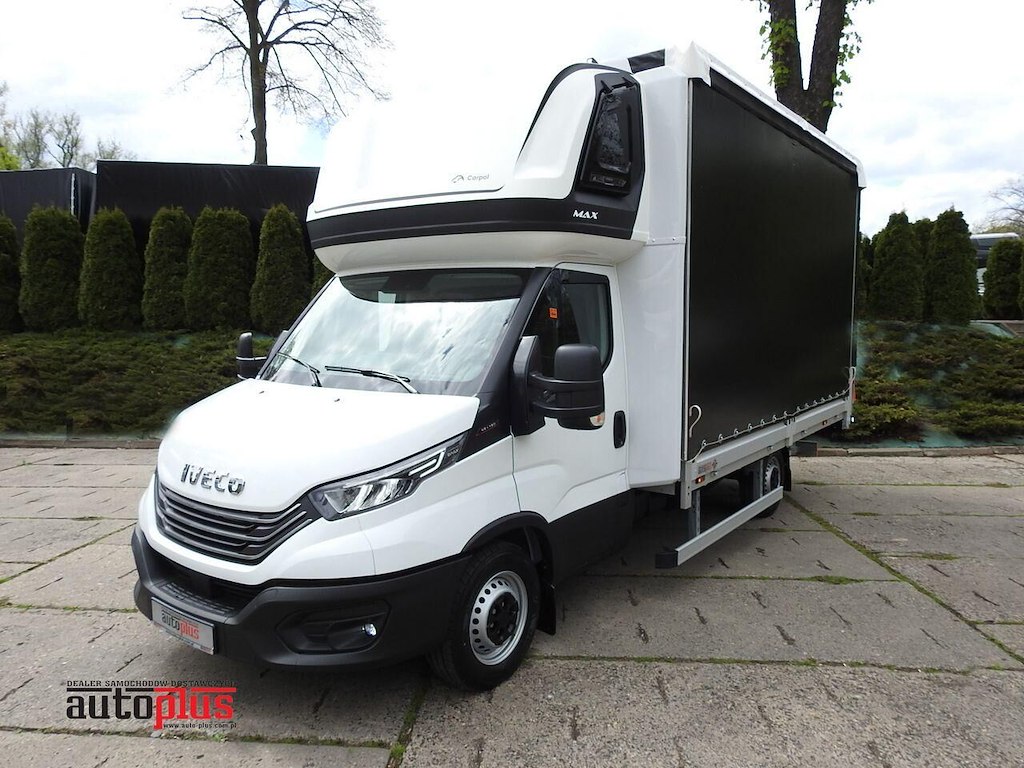 Novi IVECO DAILY 35S18 CONNECT NOWY PLANDEKA WINDA 10 PALET WEBASTO KLIMATY kamion s ceradom