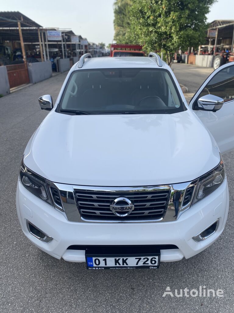 Nissan Navara 2.3 4x4 platinium 77.000 km pikap