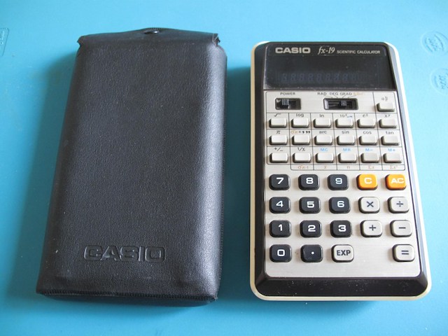 CASIO fx-19 scientific - kalkulator iz 1976. godine