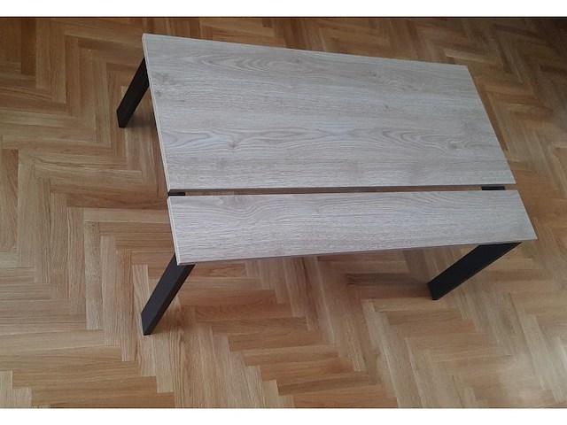 Ikea stočić za kafu (Ljungsbro)