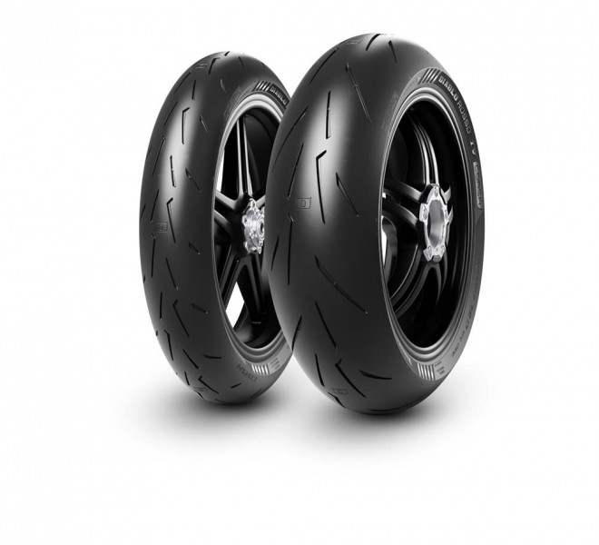 PIRELLI DIABLO ROSSO IV CORSA F 120/70 ZR 17 M/C 58W TL