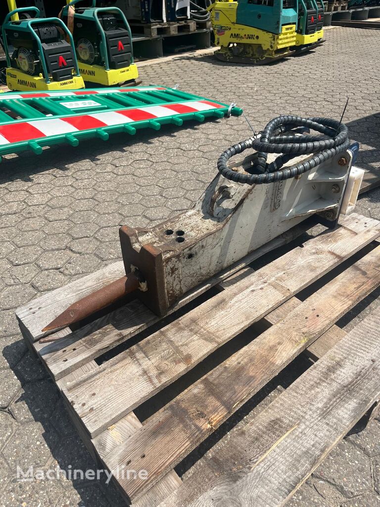 Toku TNB-1M hidraulični čekić