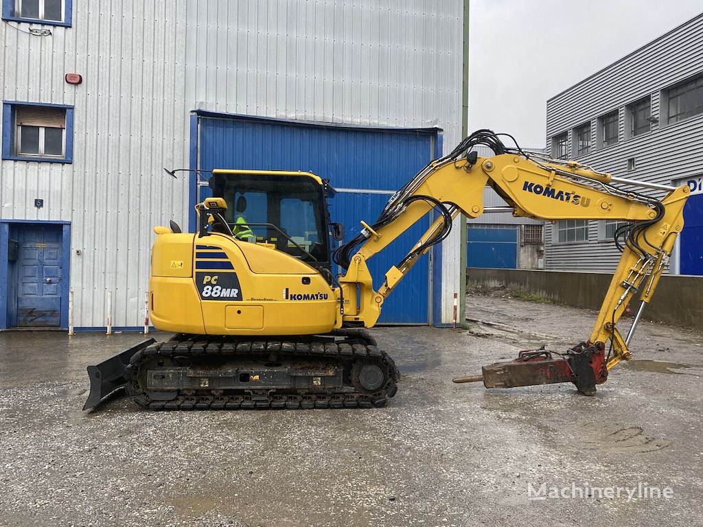 Komatsu PC88MR-10 bager guseničar