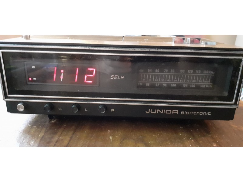 JUNIOP electronic radio sat