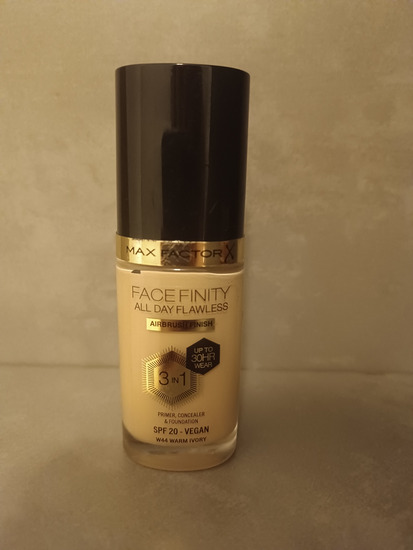 Max Factor 3 in 1 puder