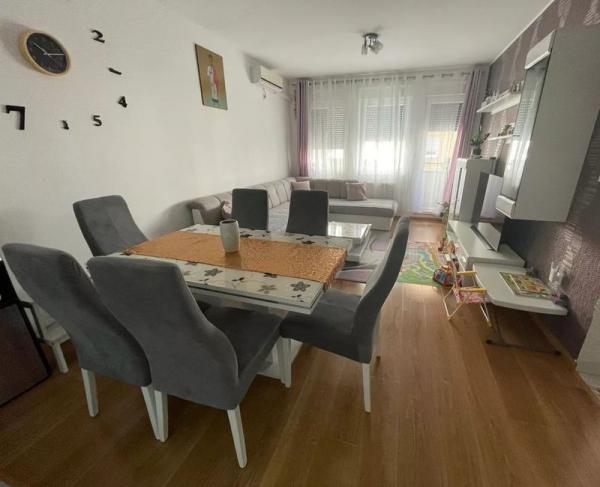 Troiposoban stan na prodaju, 75m2, 216.300€