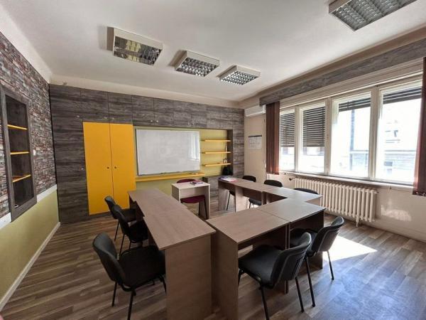 Šestosoban stan na prodaju, 155m2, 462.990€