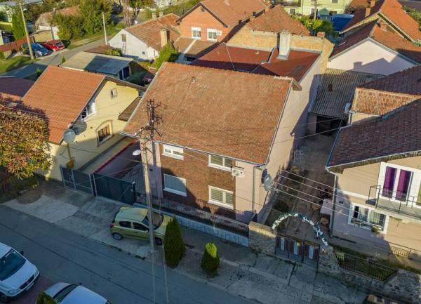 Kuća na prodaju, 191m2, 190.550€