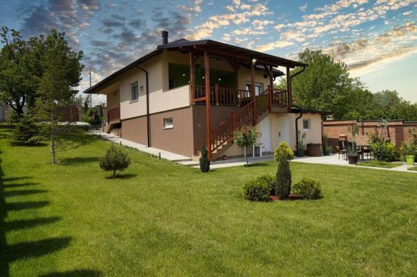 Sremski Karlovci,Banstol, Kuća na prodaju, 66m2, 259.920€