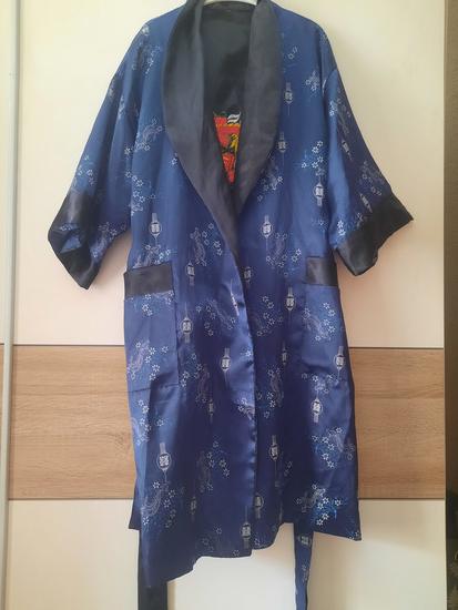 Nov kimono sa dva lica