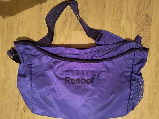 Sportska reebok torba