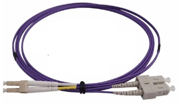 FO SC/UPC - LC/UPC MM 3M OM4 DX Purple