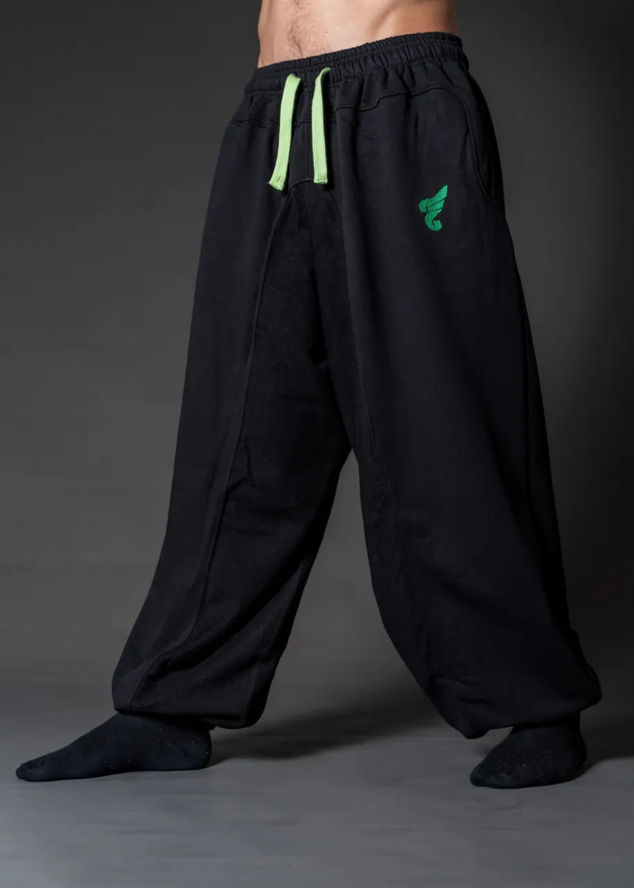 Baggy Motion Pants – Black