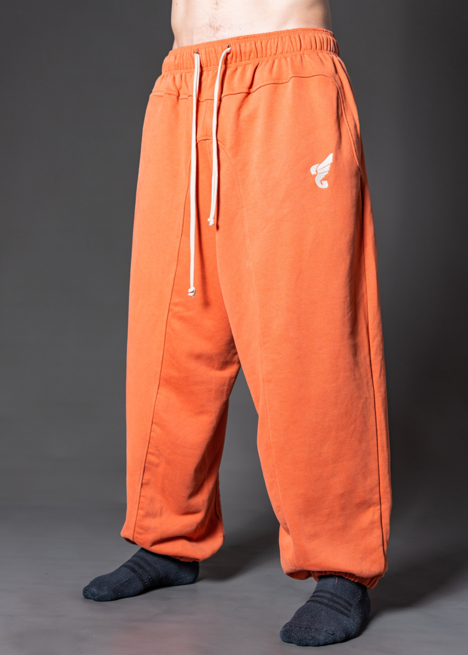 Baggy Motion Pants – Brick