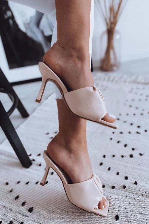 Elegantne ženske papuče sa potpeticom
