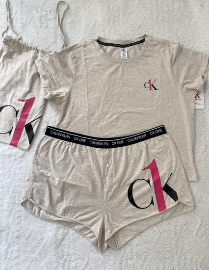 Calvin Klein original pidzama Nova sa etiketom