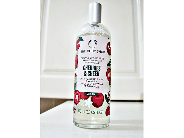 The Body Shop Cherries &;; Cheer