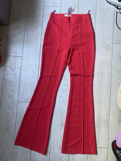 Elegantne pantalone SNIZENJE%%