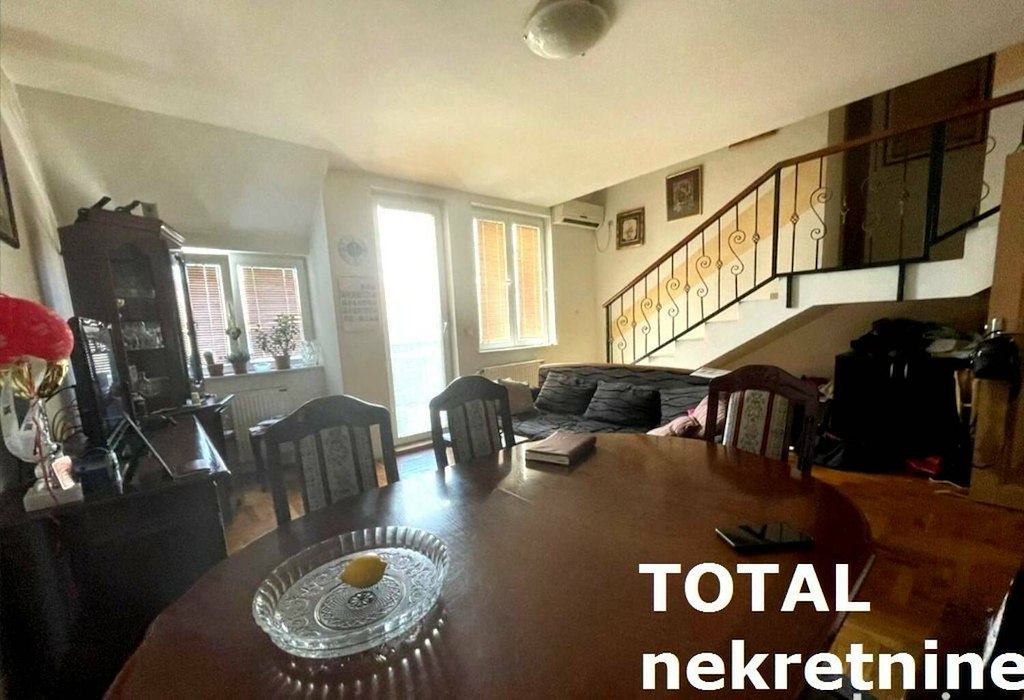 Trosoban stan NOVI SAD, 144610€