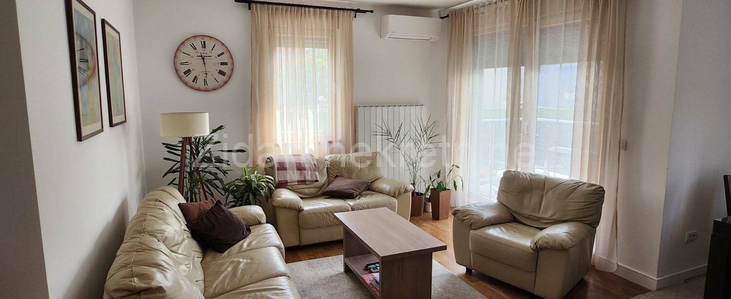 Zemun, Centar, ul.Skadarska, 3.0, 77.62m2, prizemlje