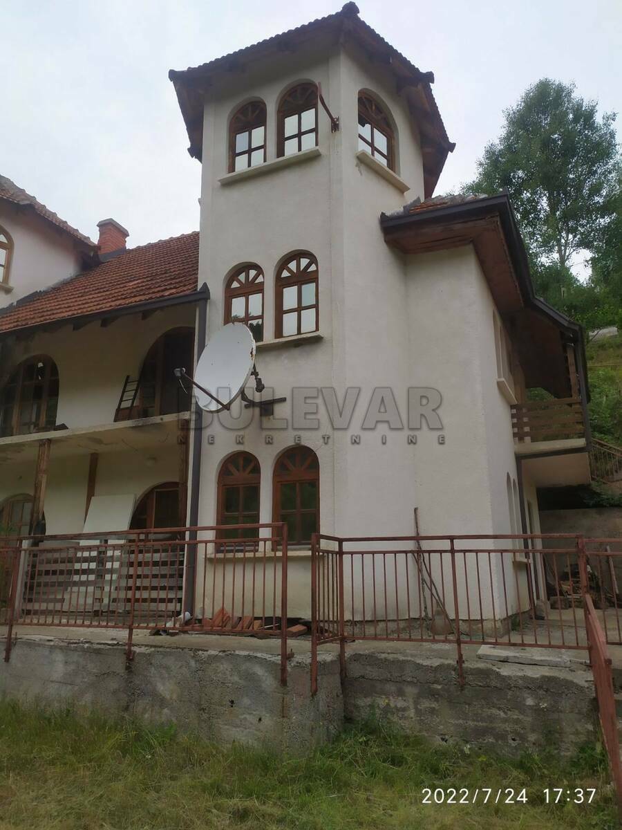 Kuća na Vlasinskom jezeru, 124 m2