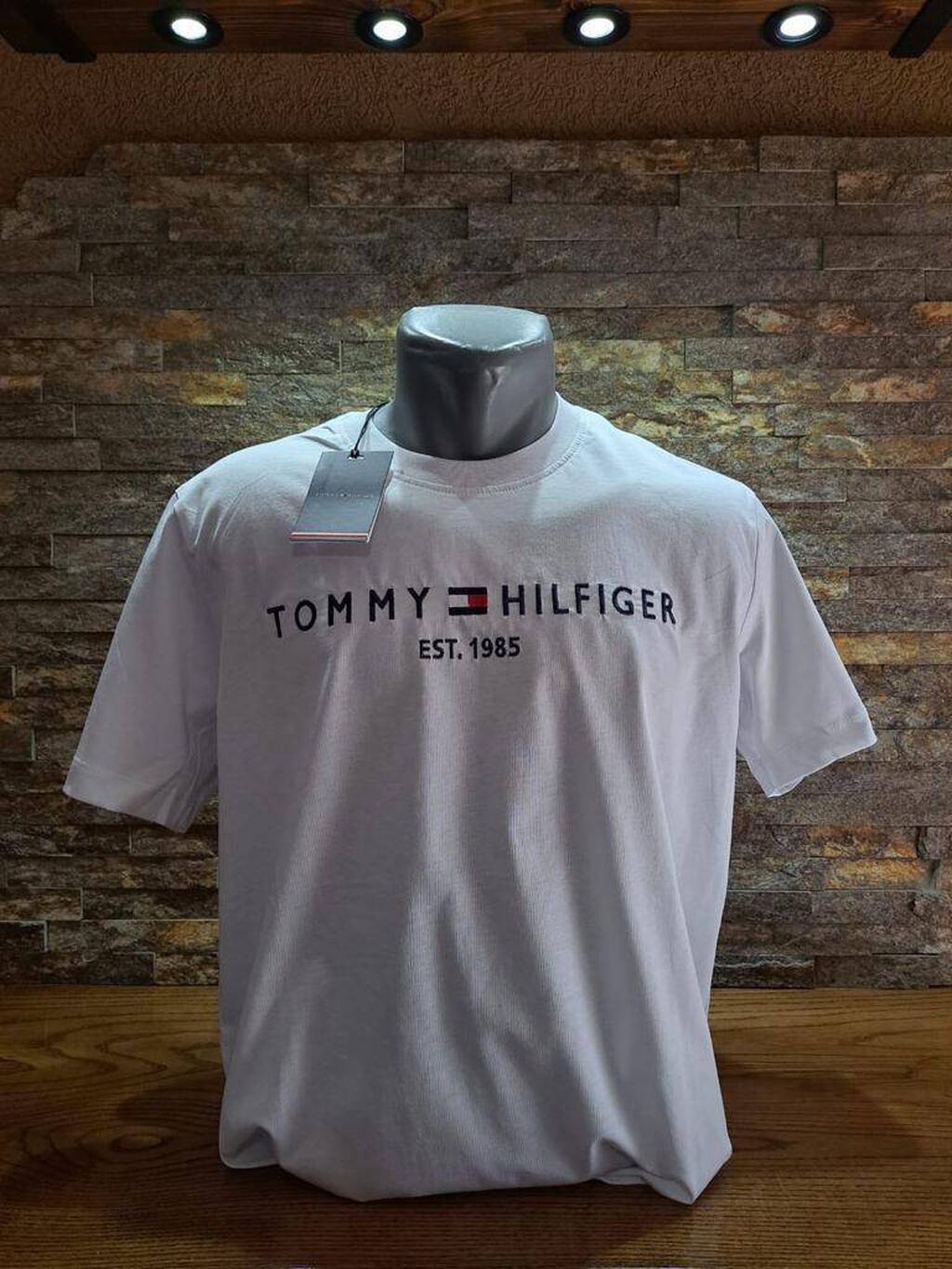 Men's T-shirt Tommy Hilfiger, 2XL (EU 44), bоја - Siva