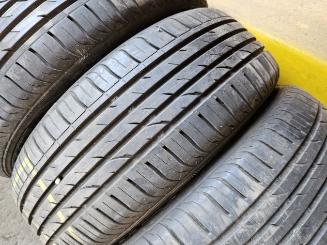 185/60 R15 Nokian