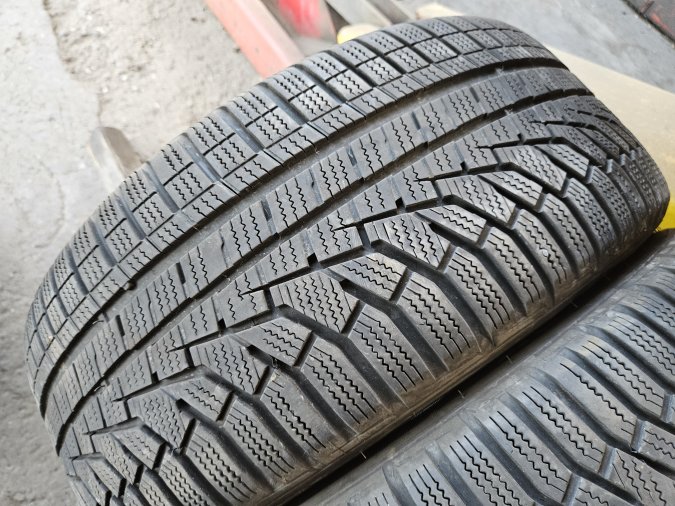 225/55 R16 Hankook