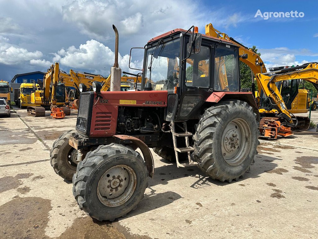 MTZ 952 traktor točkaš