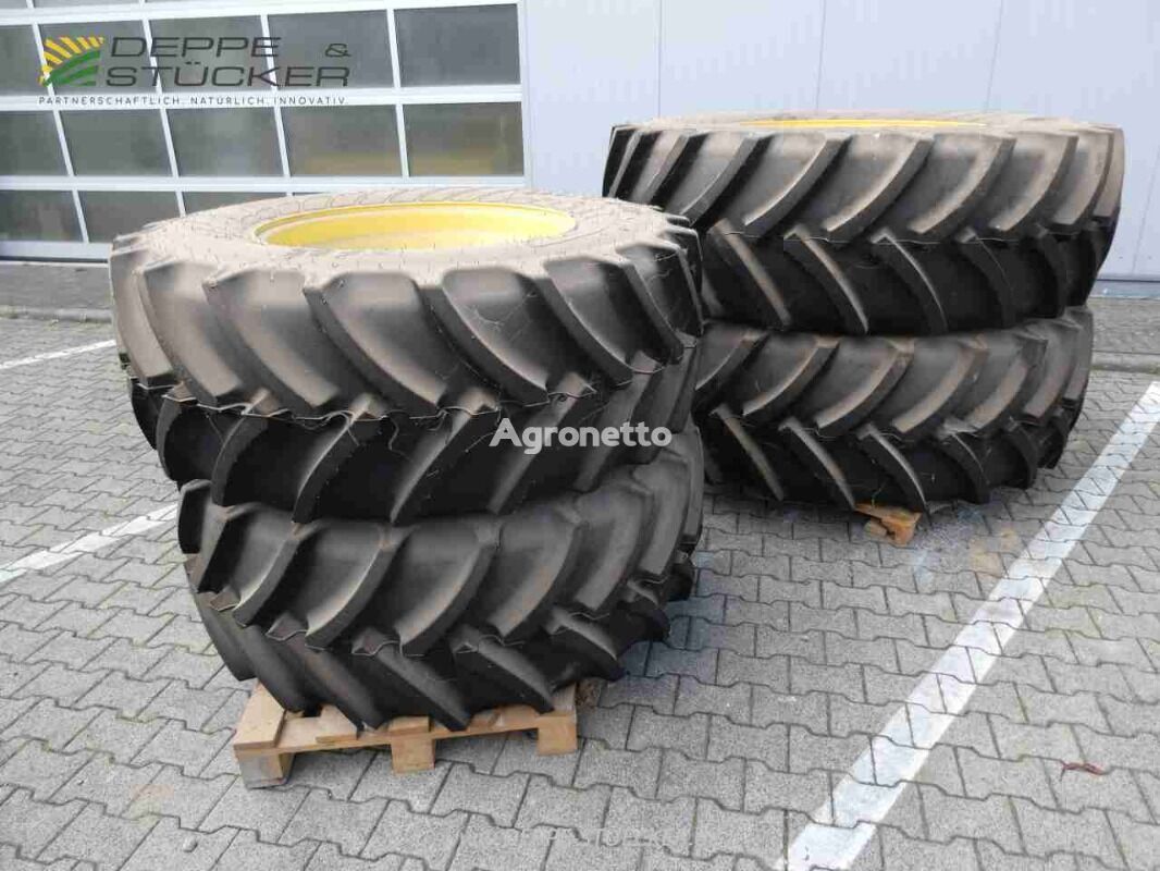 Mitas 540/65R30 und 650/65R42 Mitas AC65 točak