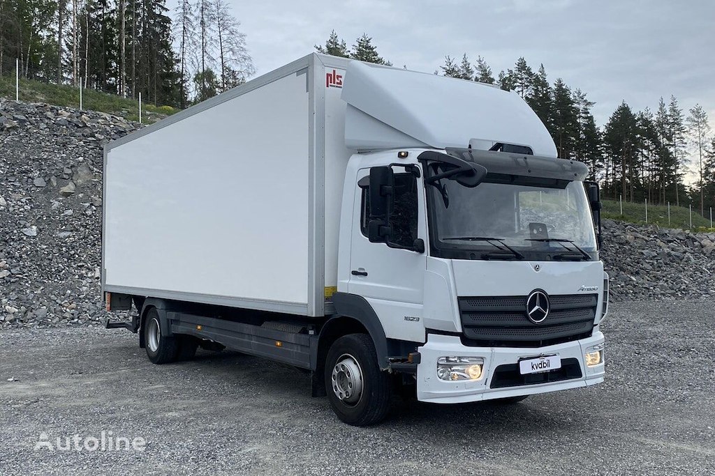 Prodaje se Mercedes-Benz ATEGO kamion furgon na aukciji