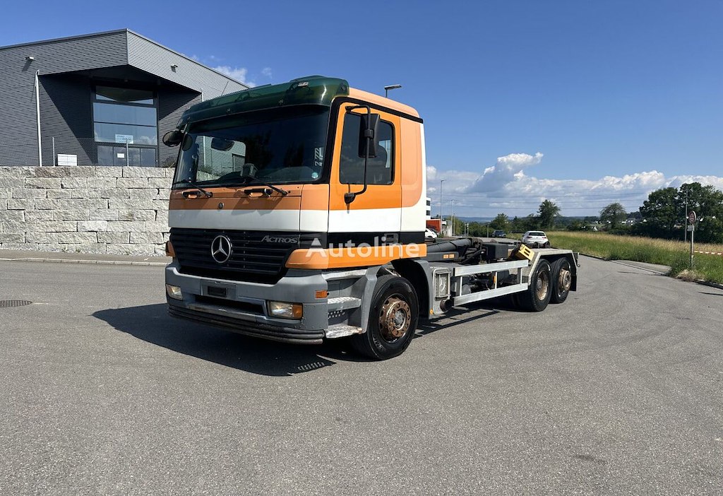 Mercedes-Benz Actros 2543 kamion rol kiper