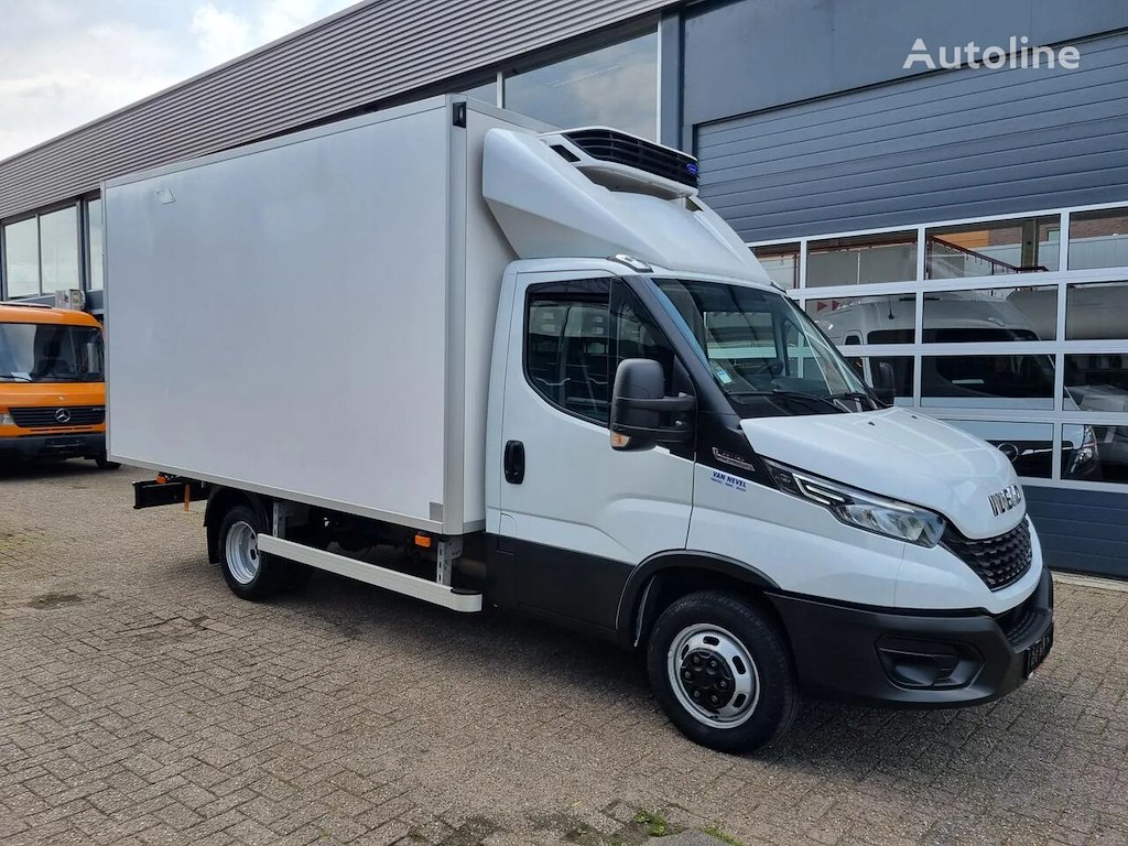 IVECO Daily 35C18 3.0 D HiMatic/ Kuhlkoffer Carrier/ Standby 230V EURO izotermni kamion < 3.5t