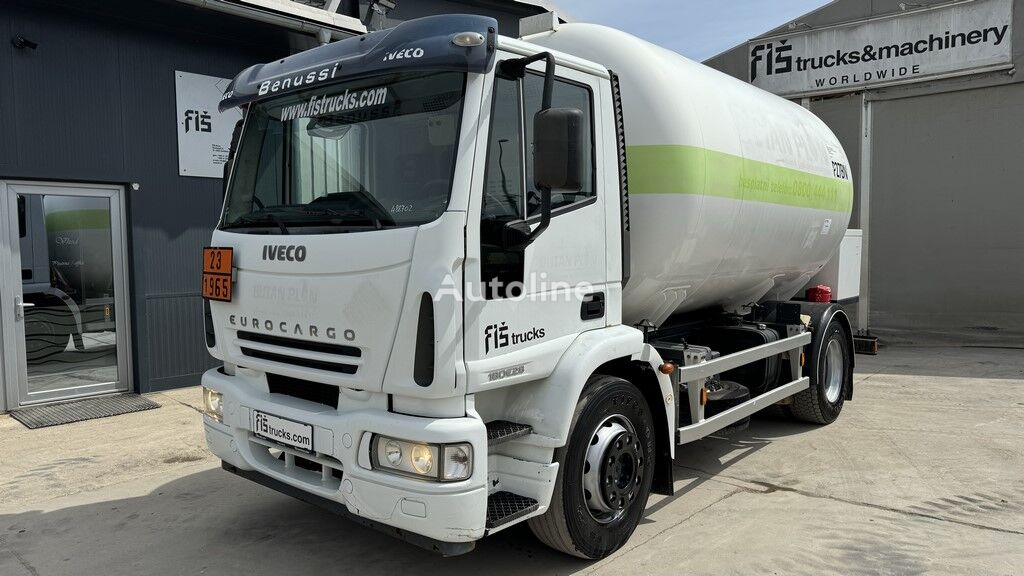 IVECO EUROCARGO ML 180 E28 kamion za transport gasa