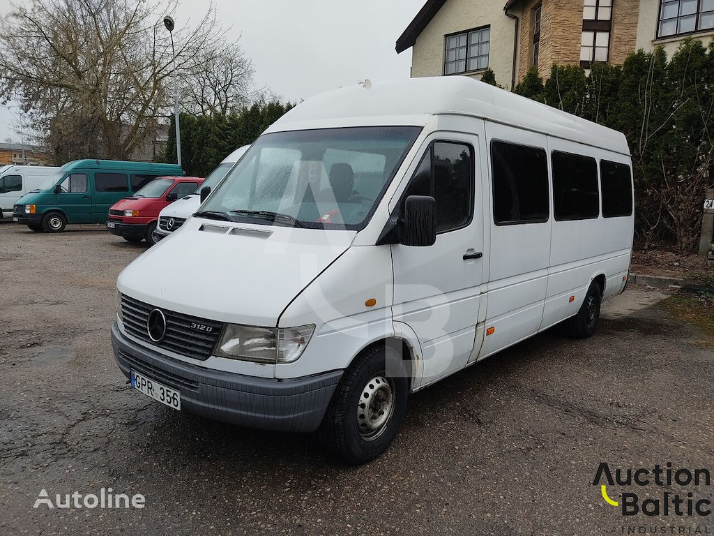 Prodaje se Mercedes-Benz 312 putnički minibus na aukciji