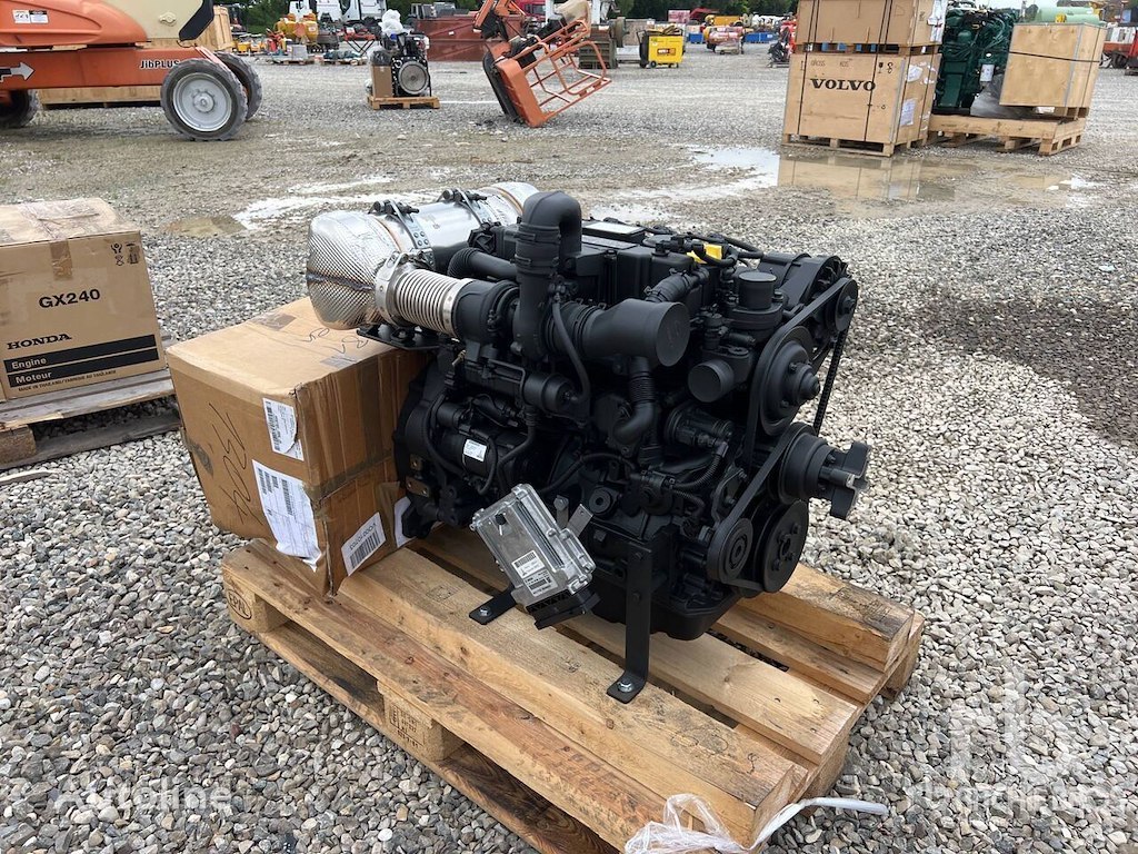 Prodaje se Deutz TD2.9L4 55KW T4 3B 12V 2300 SR (Unused) motor na aukciji