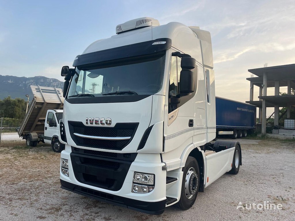 IVECO Stralis 570 tegljač