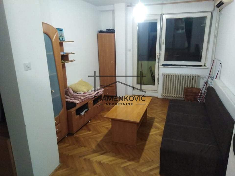 Lepa garsonjera na odlicnoj lokaciji ID#6550 250 €