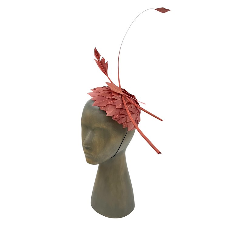 FEATHER ARTISTIC FASCINATOR