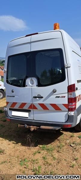 Mercedes Sprinter Stakla Stakla