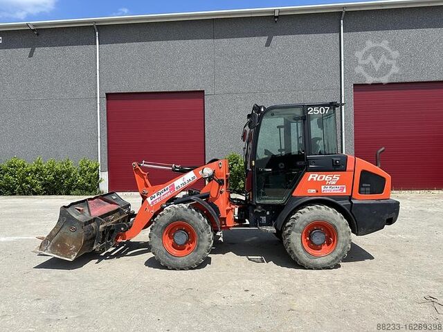 Punilac
Kubota DR2507