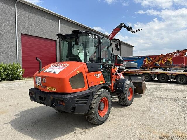 Punilac
Kubota R065