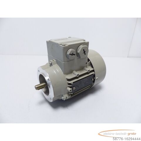 Siemens Motor
Siemens 1LA7063-2AA12 Niederspannungsmotor SN:UD1007/71885190-7